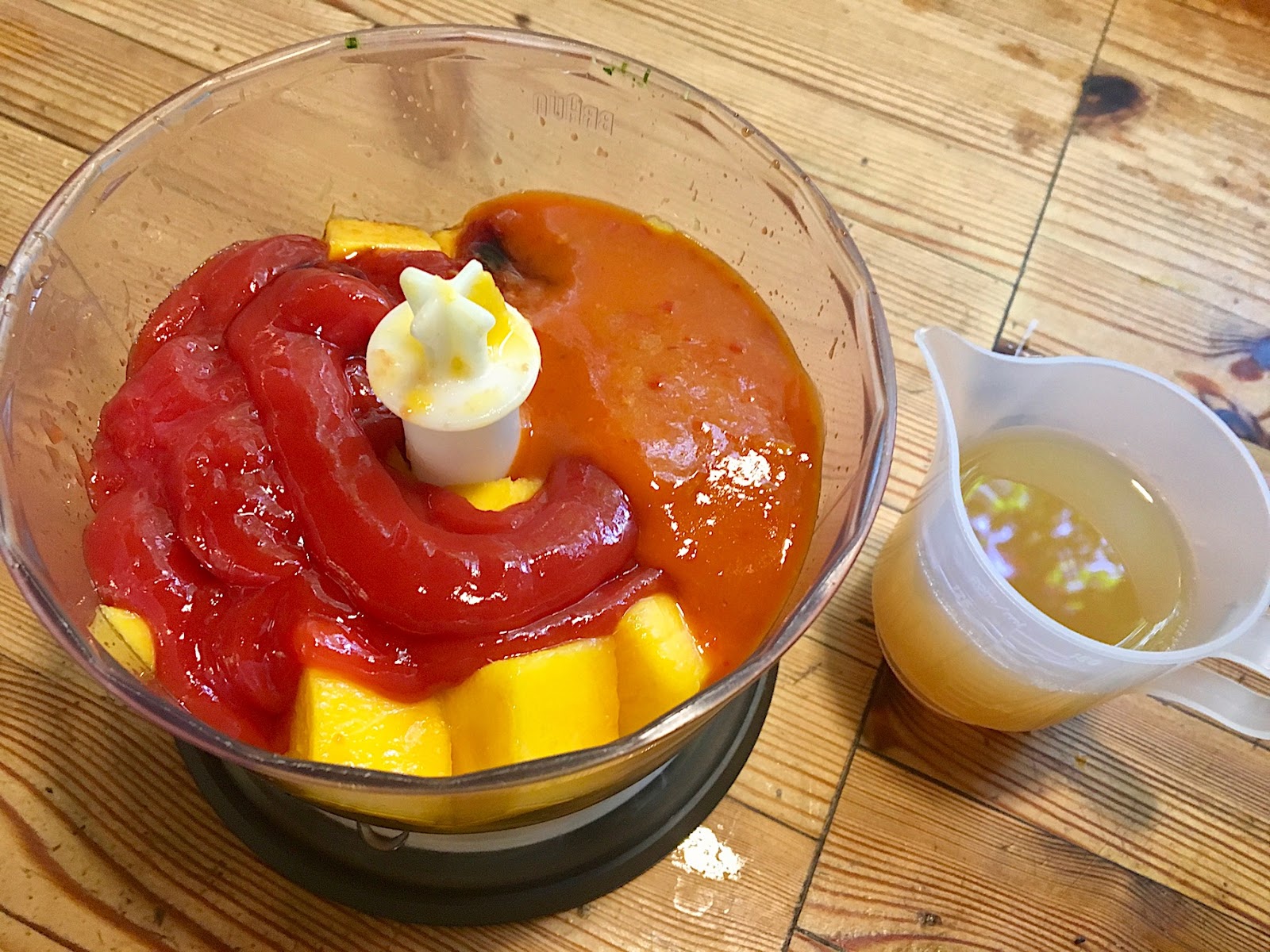 fruchtig-scharfer Mangoketchup