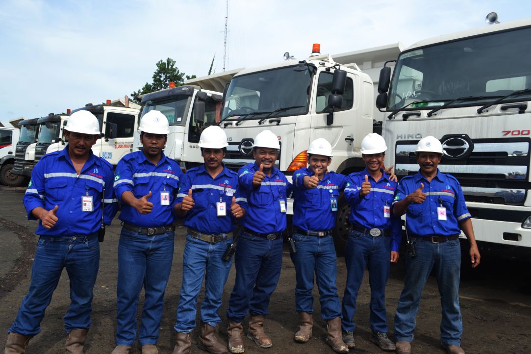 Keluarga Besar PT. Jhonlin Baratama Part. 2 ~ JholinMagz Blog