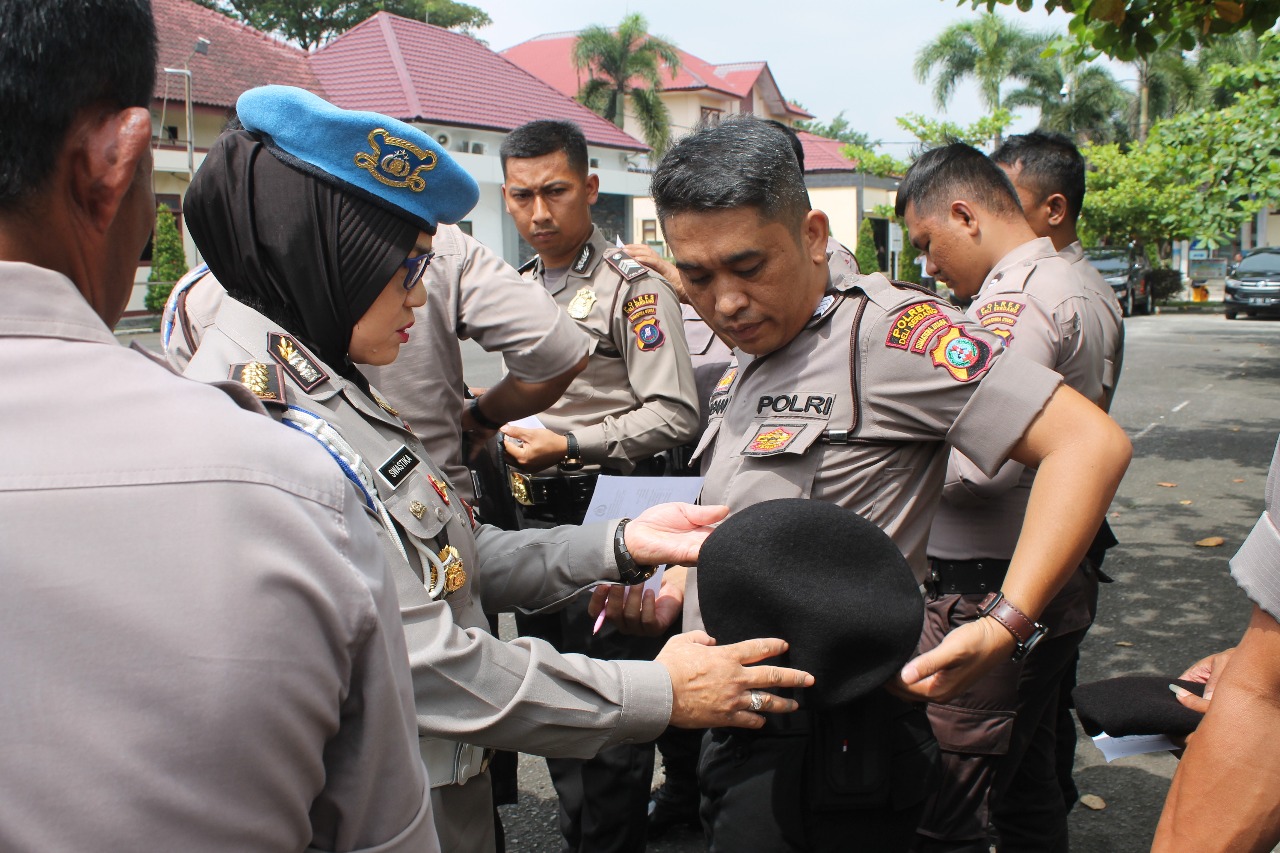 Divisi Propam Mabes Polri Cek Kedisiplinan Personil Polres Deliserdang | Metro Online
