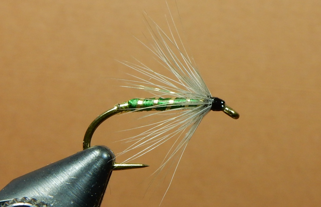 Flytying: New and Old: Green Midge