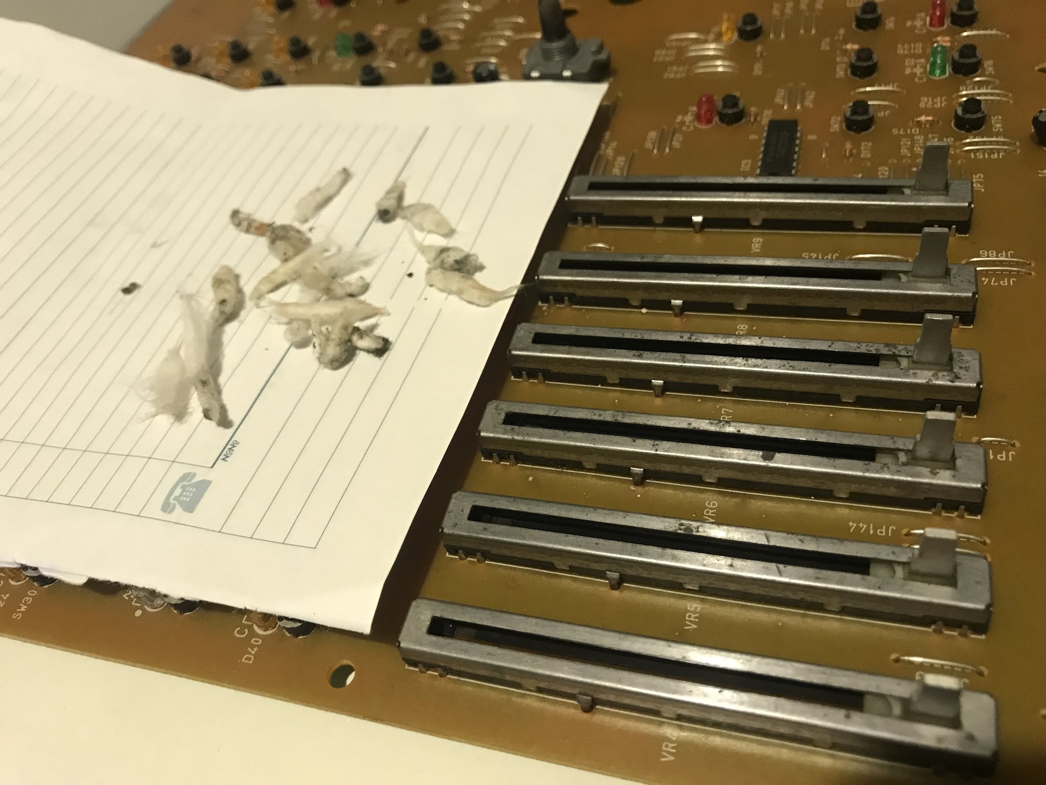 Infrequent Sound [sex.tex] technology: Roland SP-808 Groove Sampler ...