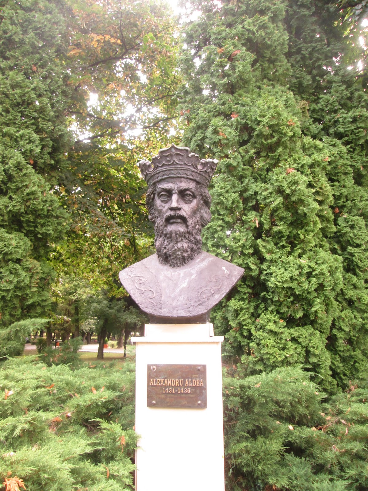 TRAS LAS HUELLAS DE HERÓDOTO. . . : ALEXANDRU I ALDEA.