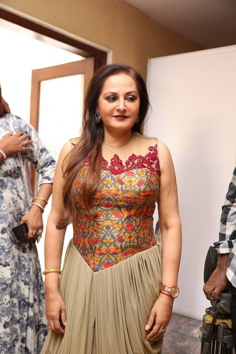 Jaya Prada Latest Hot Glamourous Spicy PhotoShoot Images At Lavishh ...