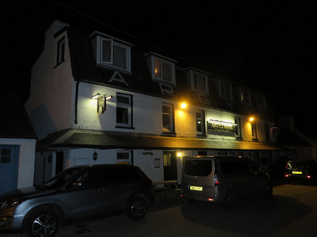 Big Daddy Dave: Dinner and Pub Time in Ullapool Scotland