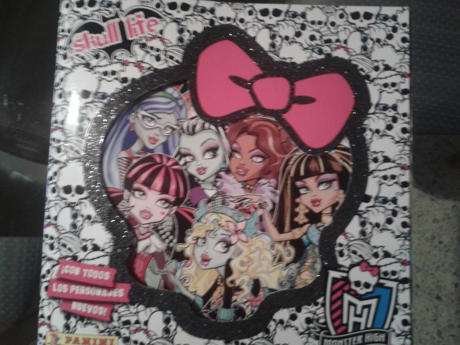El Rincon Monstruoso: album de cromos de monster high