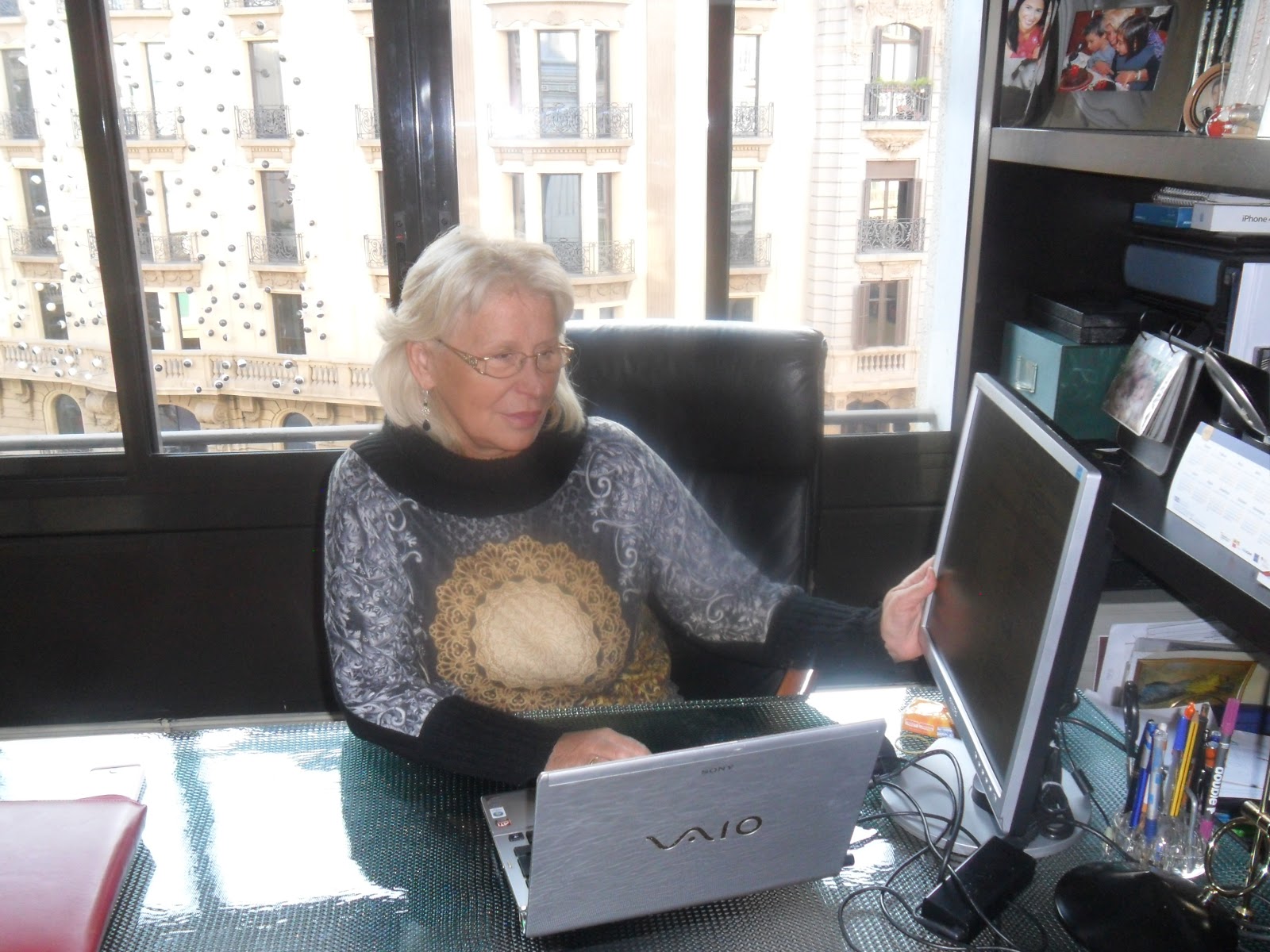 Intercultural del Valles fem pais: Rosa Collelldevall "La dama blanca"