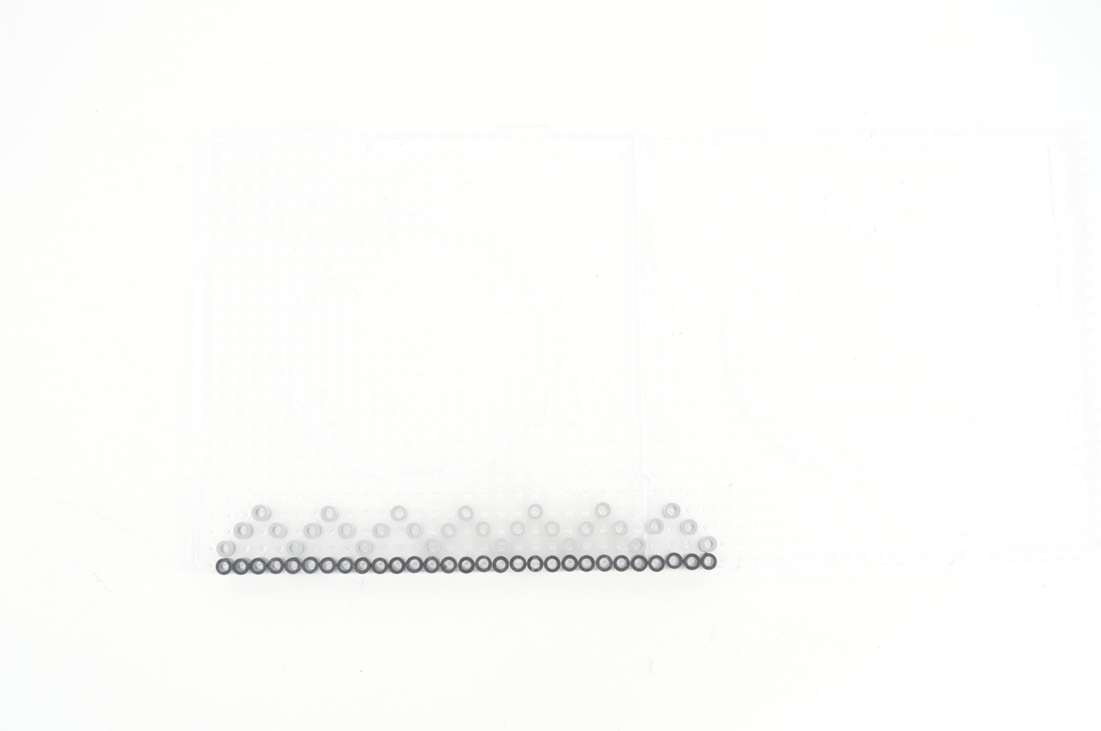 Vikalpah: DIY Perler beads key holder