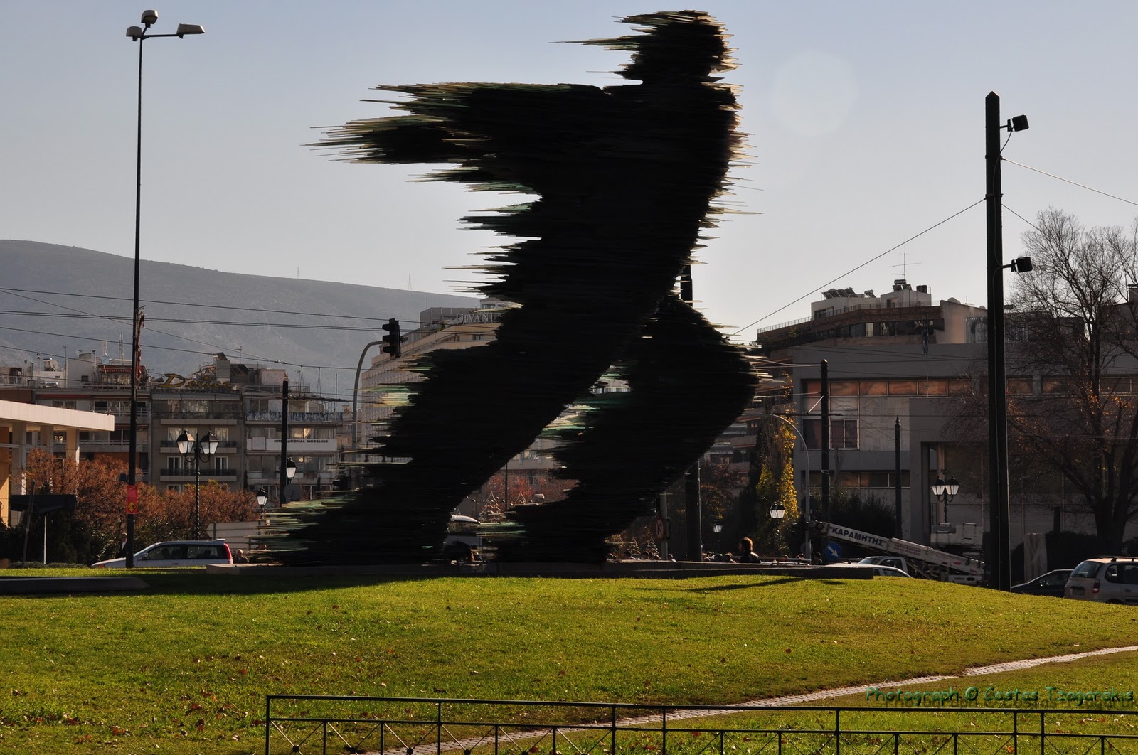 Nature Digital : Walking the streets of Athens(VIII).The Runner ...
