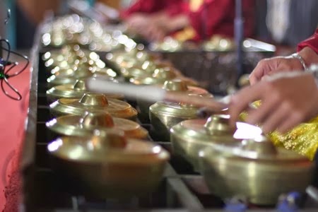 Alat Musik Tradisional Indonesia dan Fungsinya