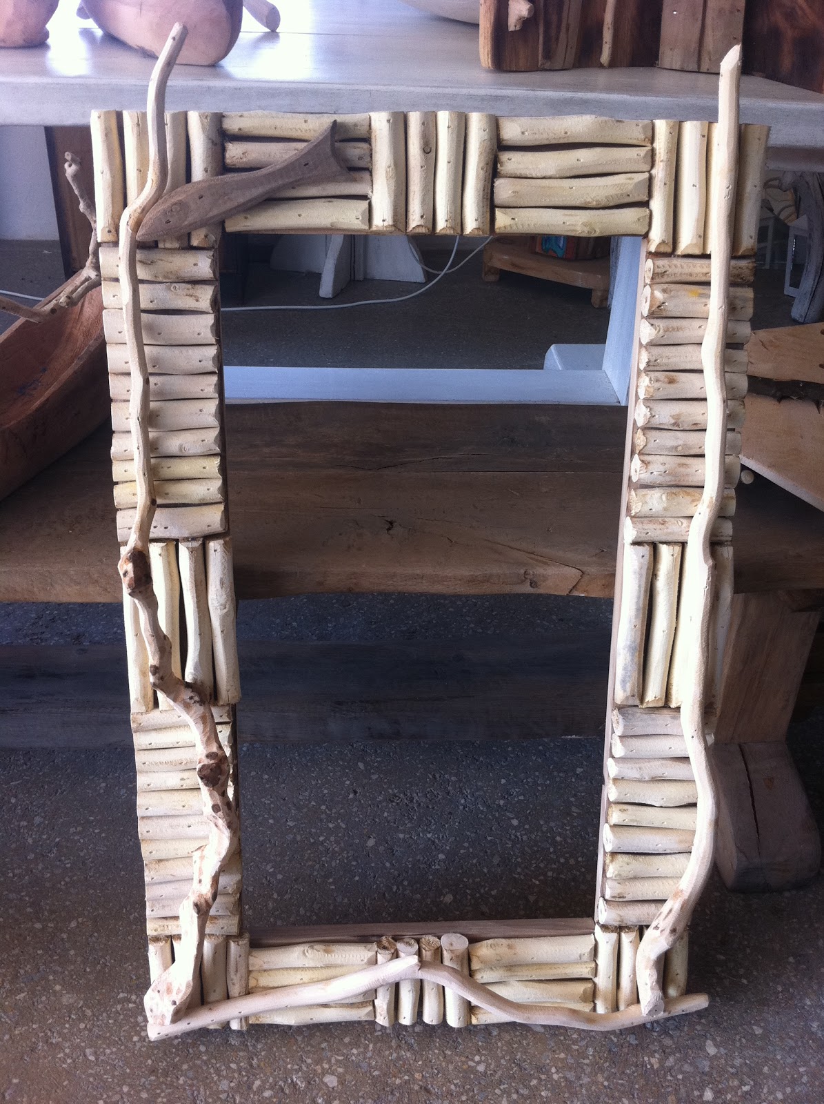 seaside mykonos furniture: Καθρεφτης με ξυλα απο θαλασσα.