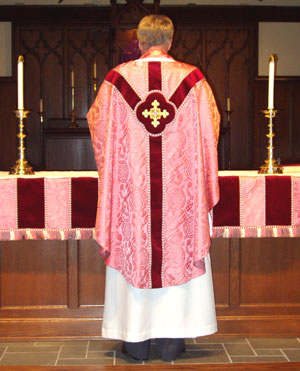 Clergy Confidential: What's up with the pink candle in the Advent wreath?