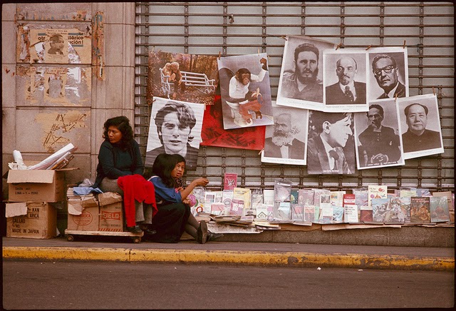 Amazing Color Photographs of Everyday Life in Lima, Peru in the 1970s ...