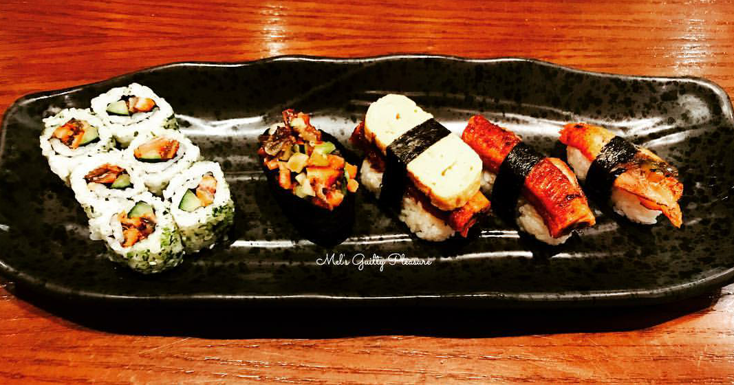 Masisseo Tabemono / 맛있어 食べ物 / Delicious Food : Unagi Sushi Yori Dori ...