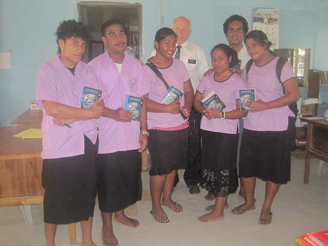 Thornes-in-Tarawa: Rotary Dictionaries For Kiribati