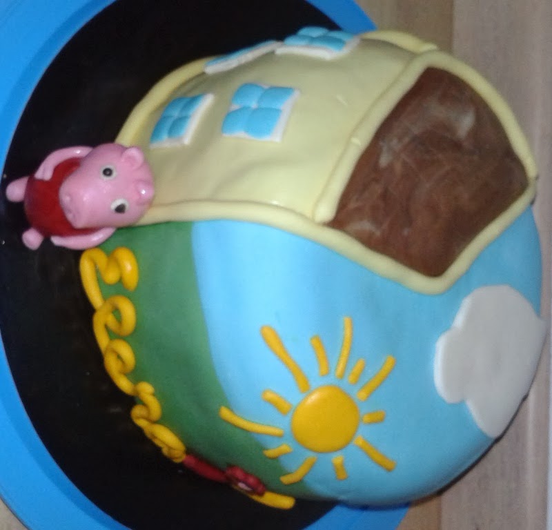 galletas, tartas, cupcakes y otros dulces: Tarta Peppa pig 2 galletas, tartas, cupcakes y otros dulces: Tarta Peppa pig 2