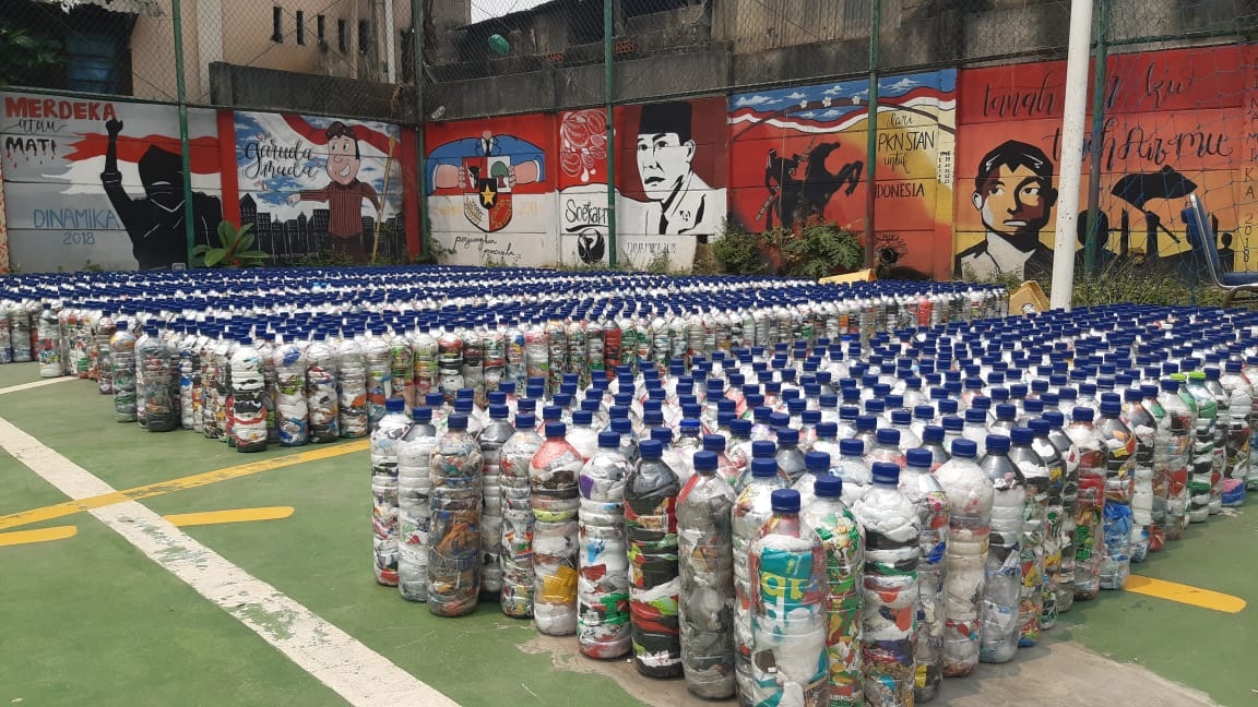 Mengenal Ecobrick, Penugasan Baru dan Unik Dinamika 2019 - Media Center ...