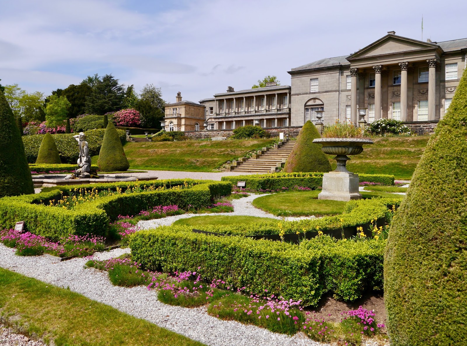 Piękna rezydencja Tatton Park niedaleko Manchester / Beautiful ...