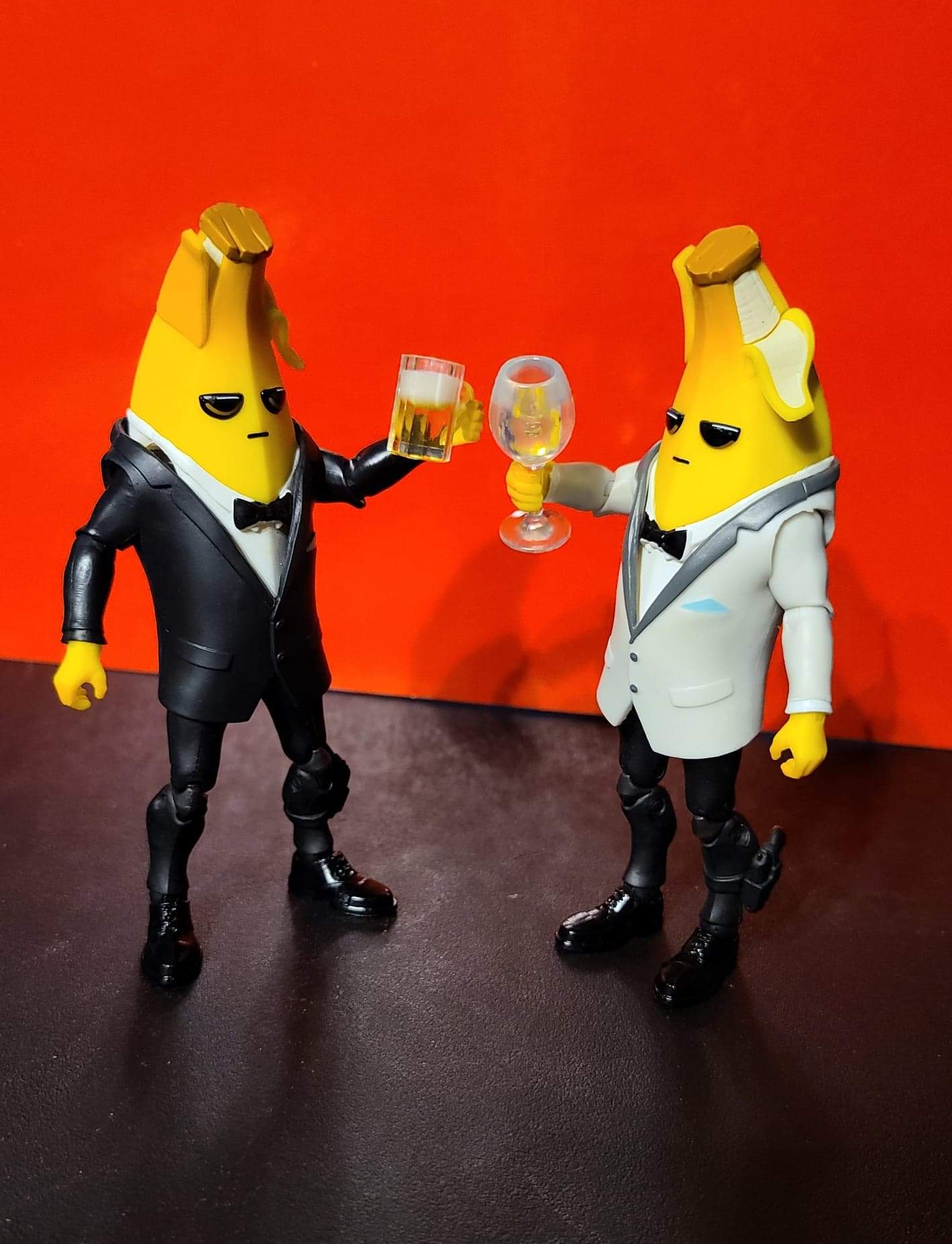 Jazwares Fortnite Agent's Room Agent Peely Set