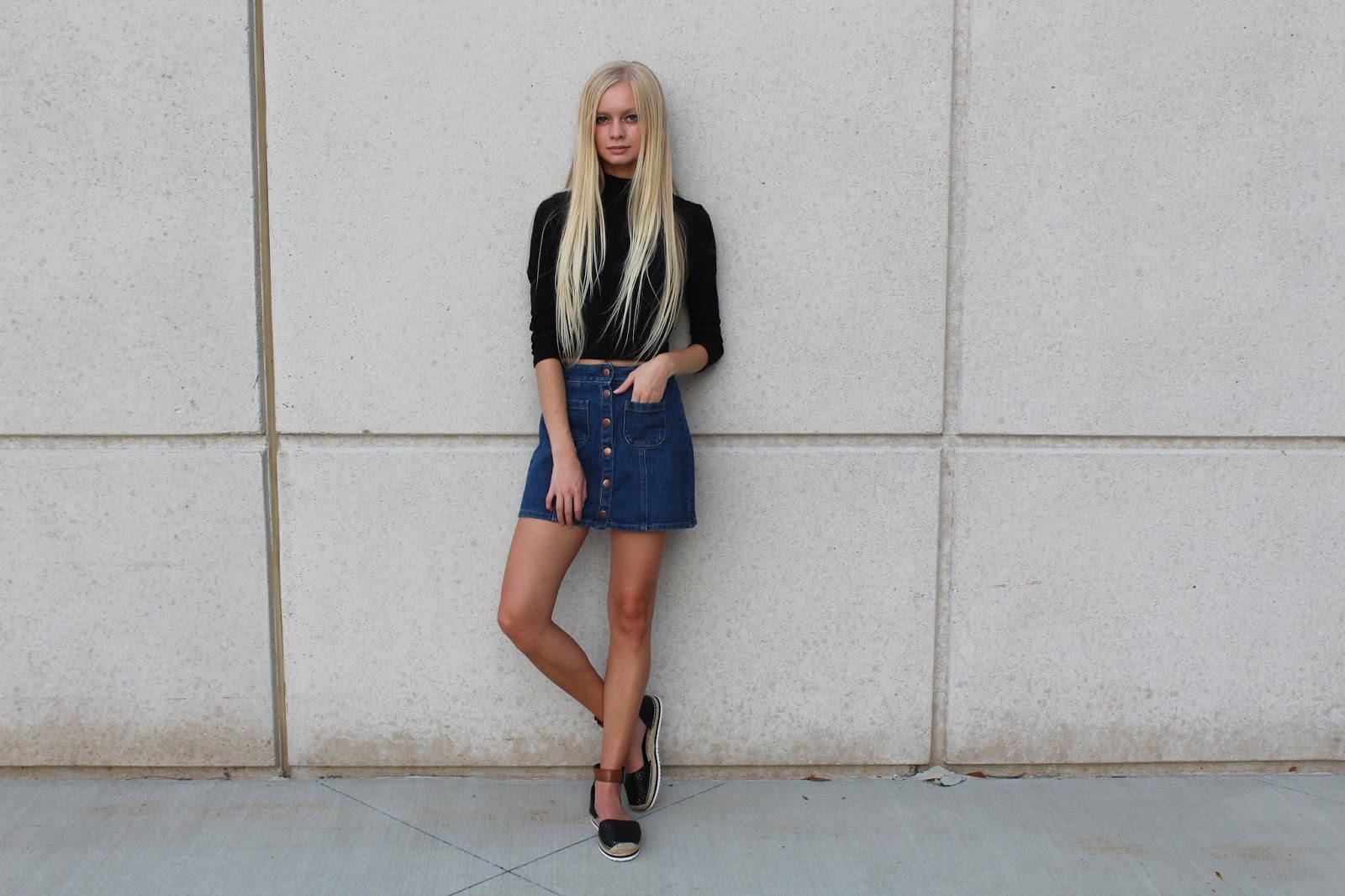 Valerie Sanders: The Trendy 70's