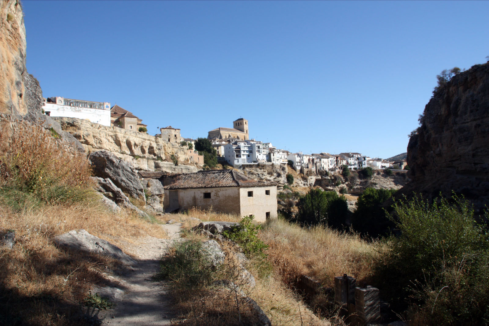 ¿Por dónde va la verea?: Tajos y presa de Alhama de Granada