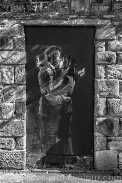 Actual Colour: Banksy Mobile Lovers Bristol