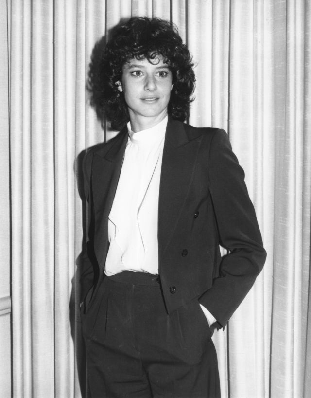 35 Portrait Photos of Debra Winger in the 1970s and ’80s ~ Vintage Everyday