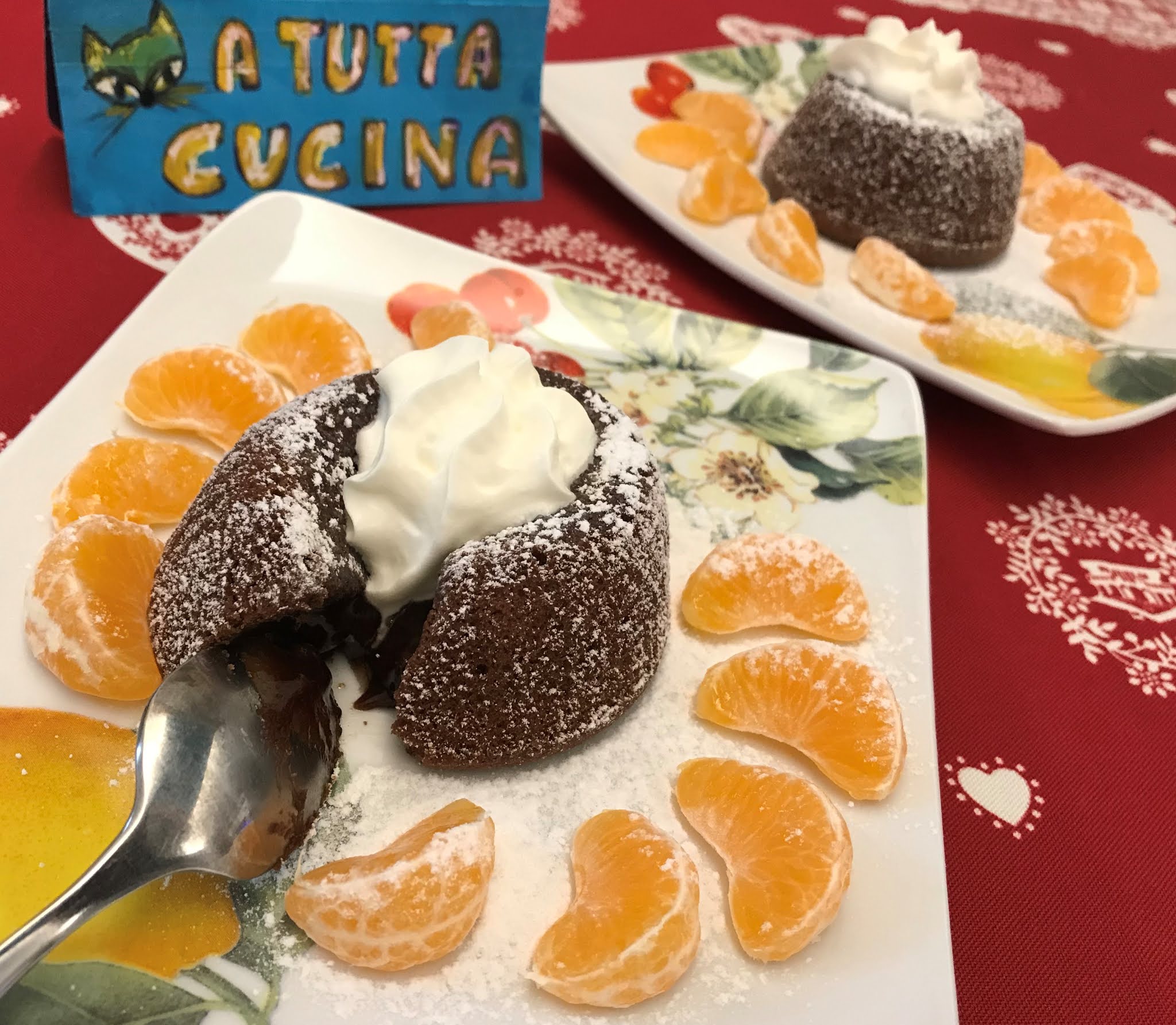 A TUTTA CUCINA: TORTINI al CIOCCOLATO e CLEMENTINE
