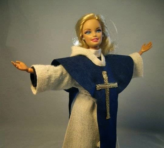 Lone Star Parson: Wymyn Priests Are So Very Awesome