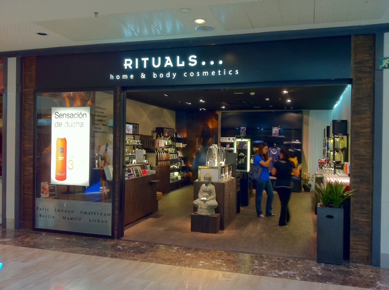 LA MAQUILLAJERÍA: TIENDAS RITUALS