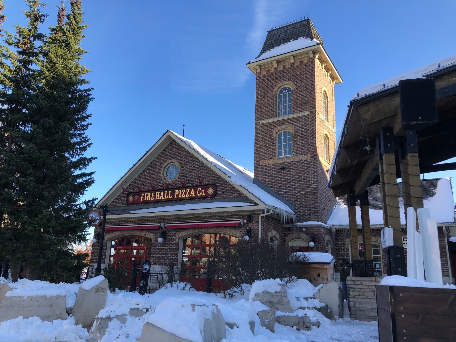 Teena in Toronto: Firehall Pizza Co., Blue Mountains, ON