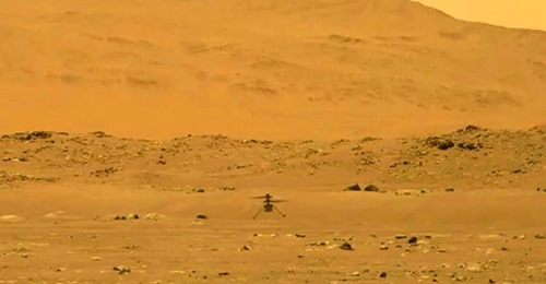 NASA Releases 'Hi-Res' Video of Ingenuity Helicopter Making Historic ...