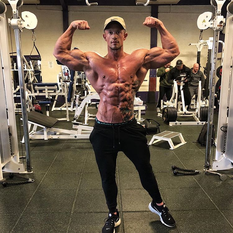 Muscle, Muscle, Muscle: Charlie London 3