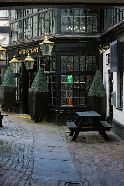 Finding The Ancient Pubs of Reading, Berkshire