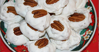 Easy Homemade Divinity Candy