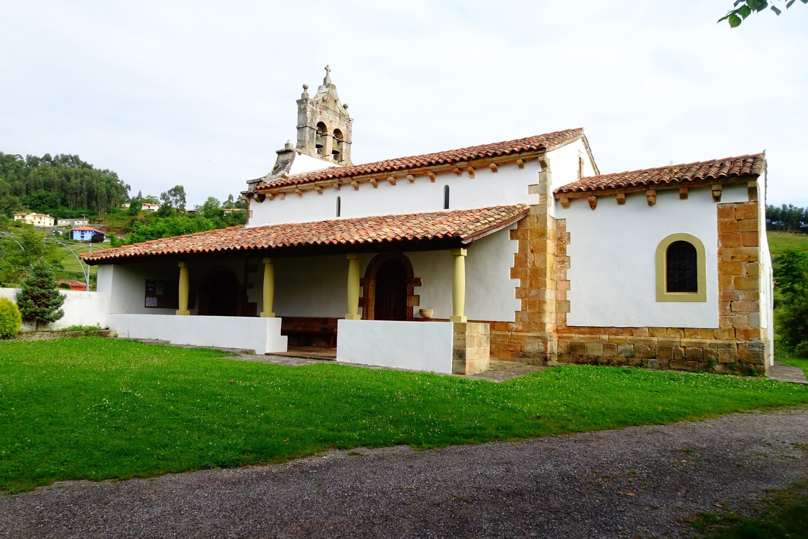 Xurde Morán: CAMOCA Y "LA SOBRIEDAD CISTERCIENSE": LA "FIESTA LES ...