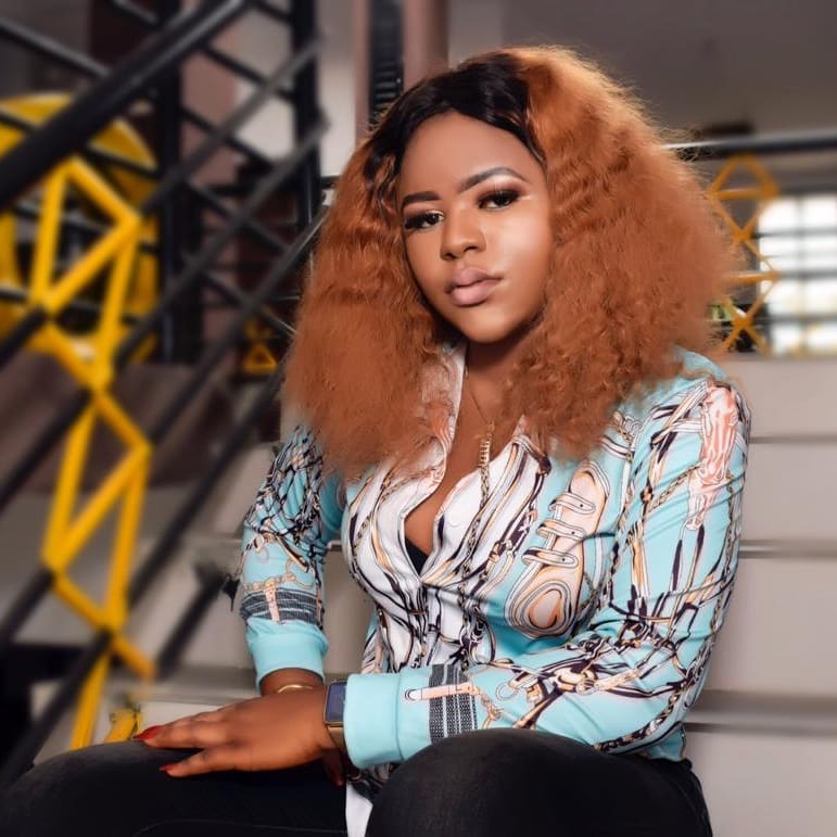 Instagram : Mimi Ibeh Instagram Page Account Profile Handle: mimiibeh