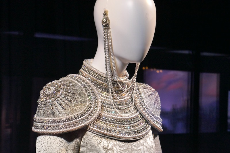 Hollywood Movie Costumes and Props: Michelle Pfeiffer's Queen Ingrith ...