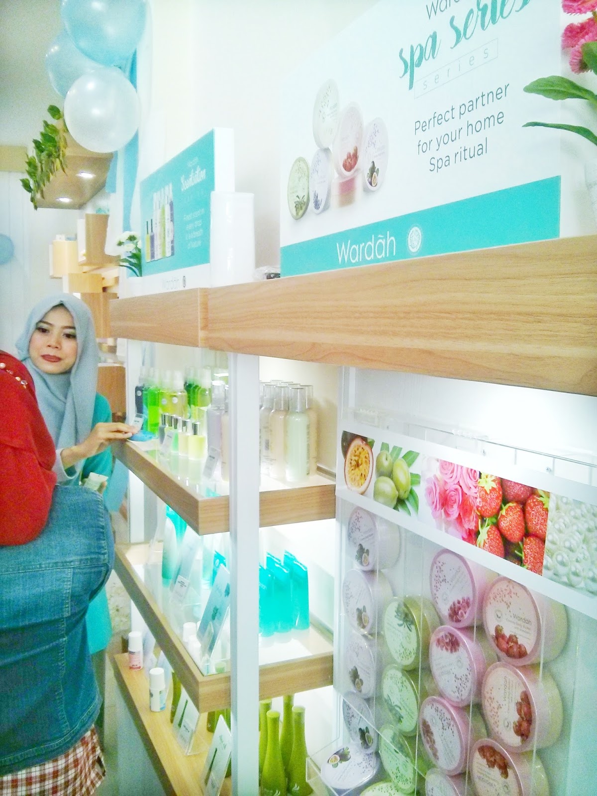 The August's Journal: [Grand Opening] Wardah Beauty House Jakarta