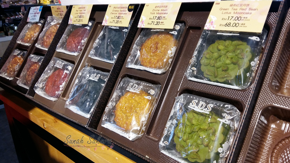 Kuih Bulan di SDS Bakery & Cafe Sempena Mid Autumn Festival 2019