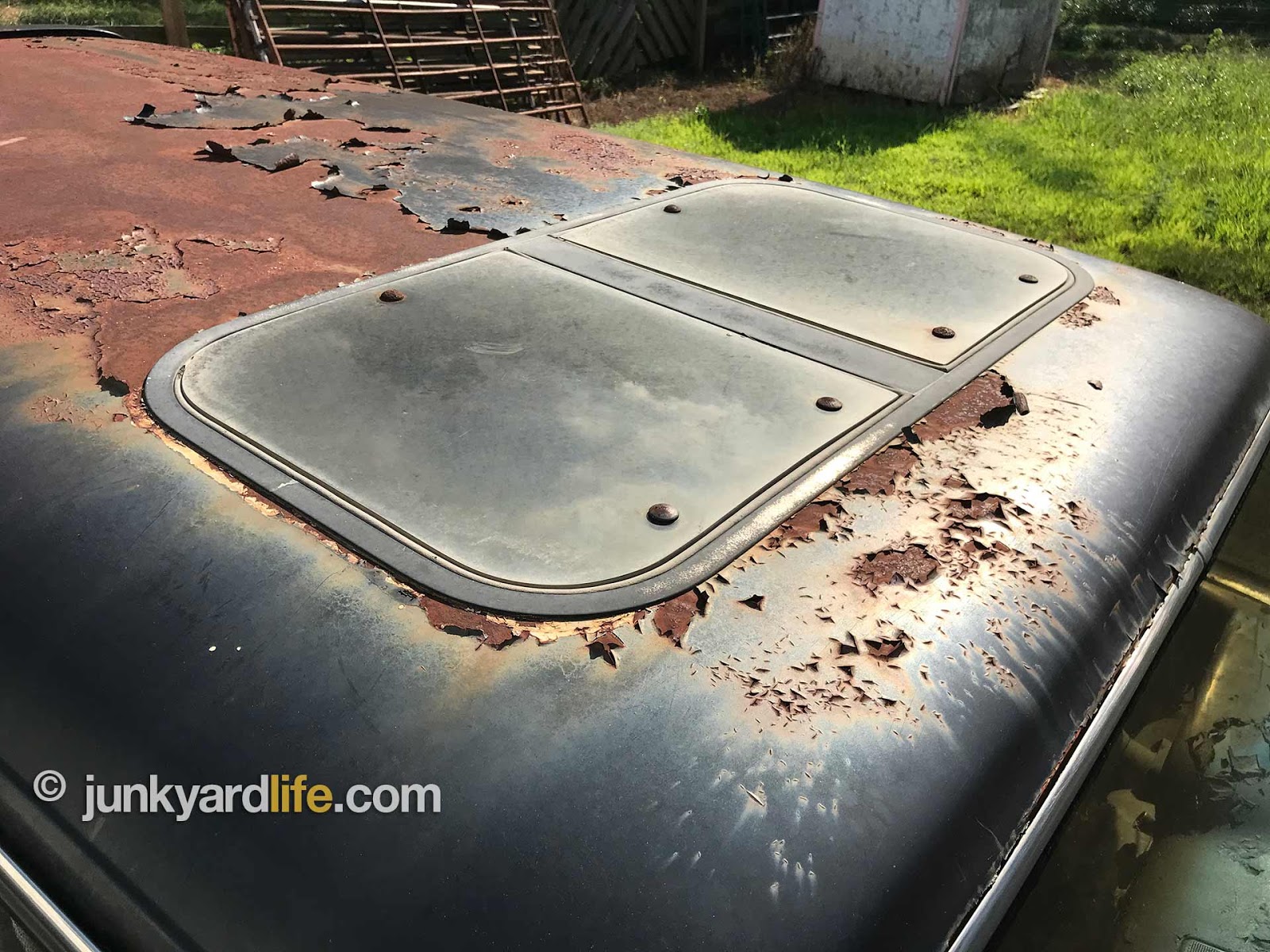 Junkyard Life: Classic Cars, Muscle Cars, Barn finds, Hot rods and part ...