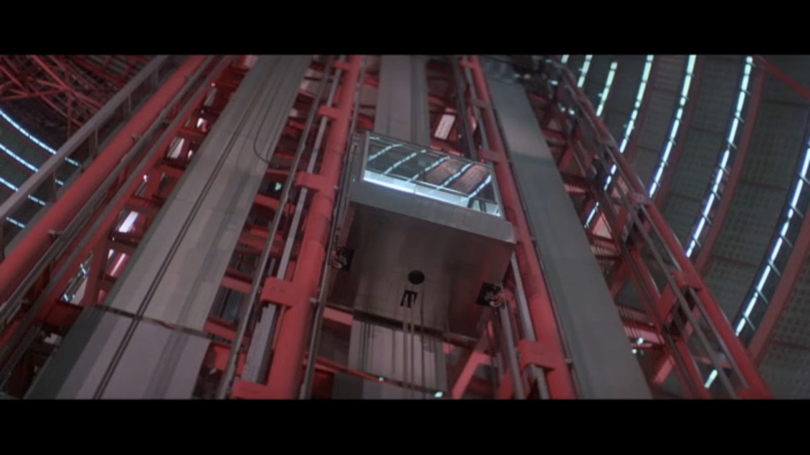 Set-Jetter & Movie Locations and More: Running Scared (1986)