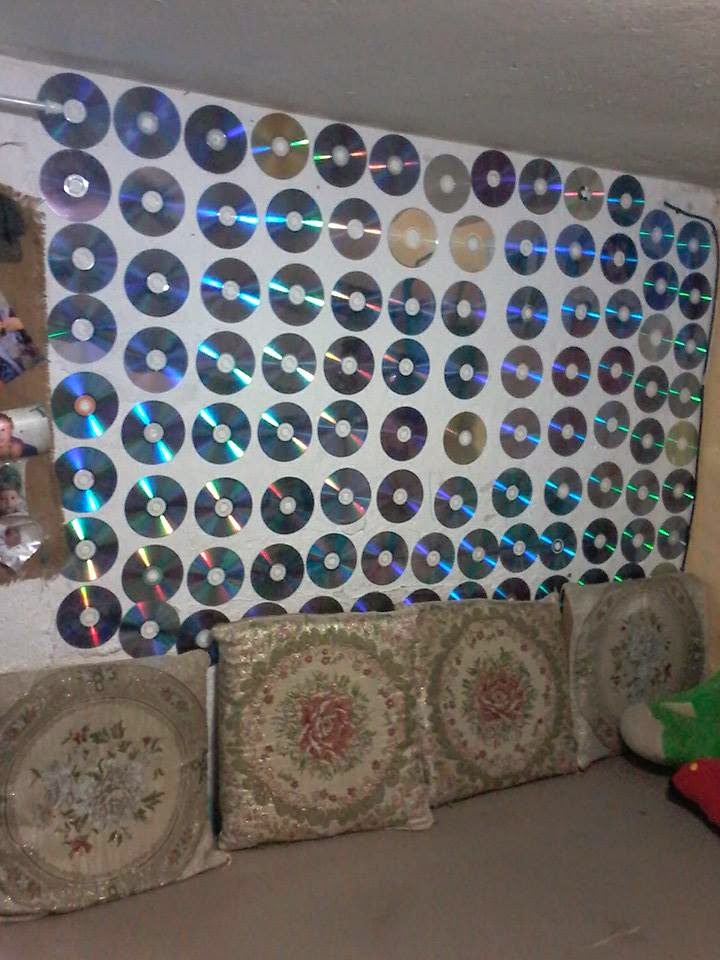 Ideias e Mãos a Obra!!!: Parede decorada com Cds velhos.