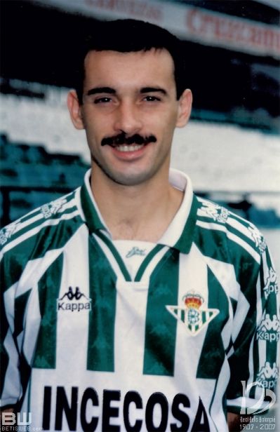 Somewhere futbol: El bigote nunca se olvida