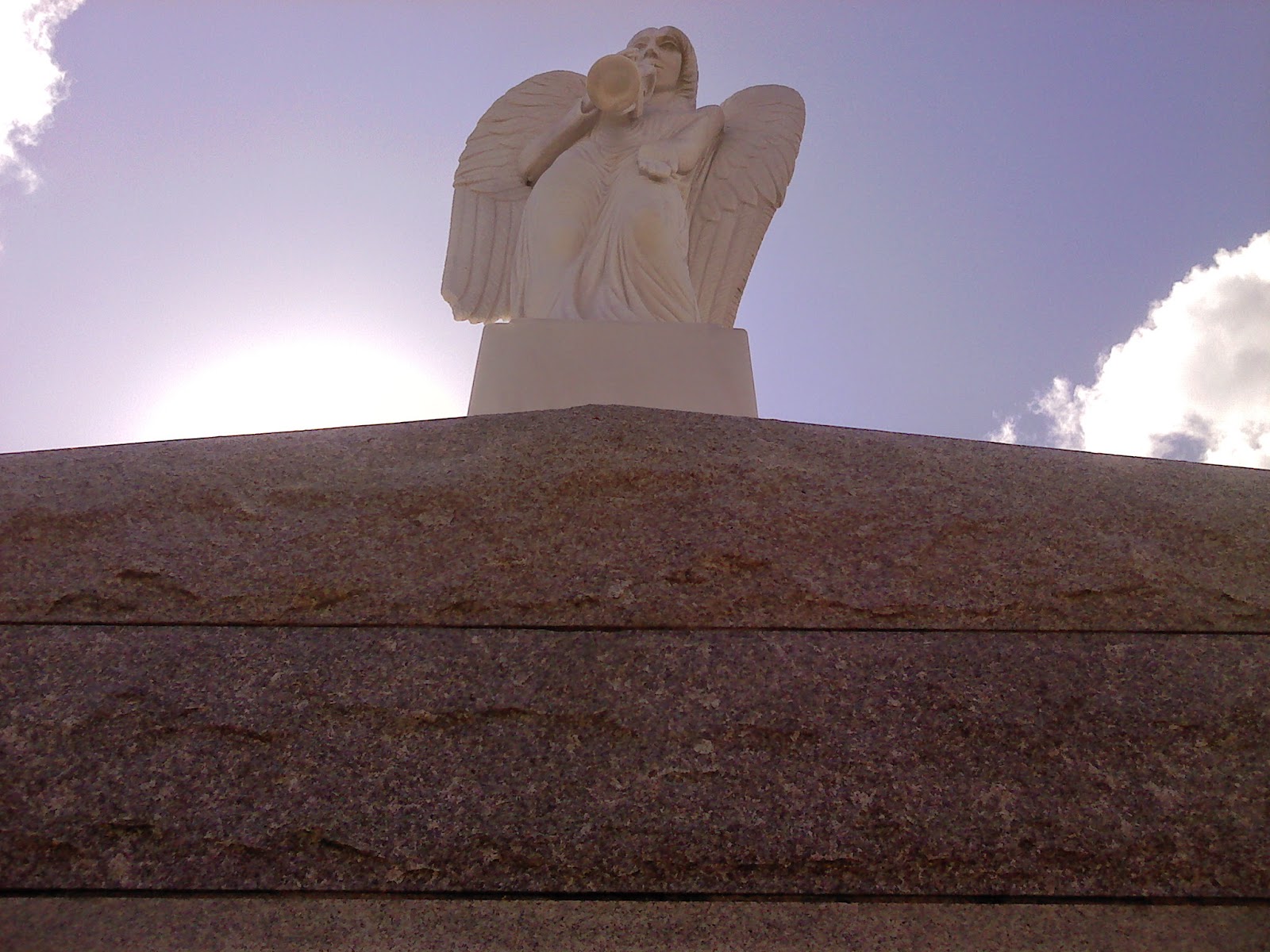 In Memoriam - Gravesites of the Famous and Infamous: Louis Prima