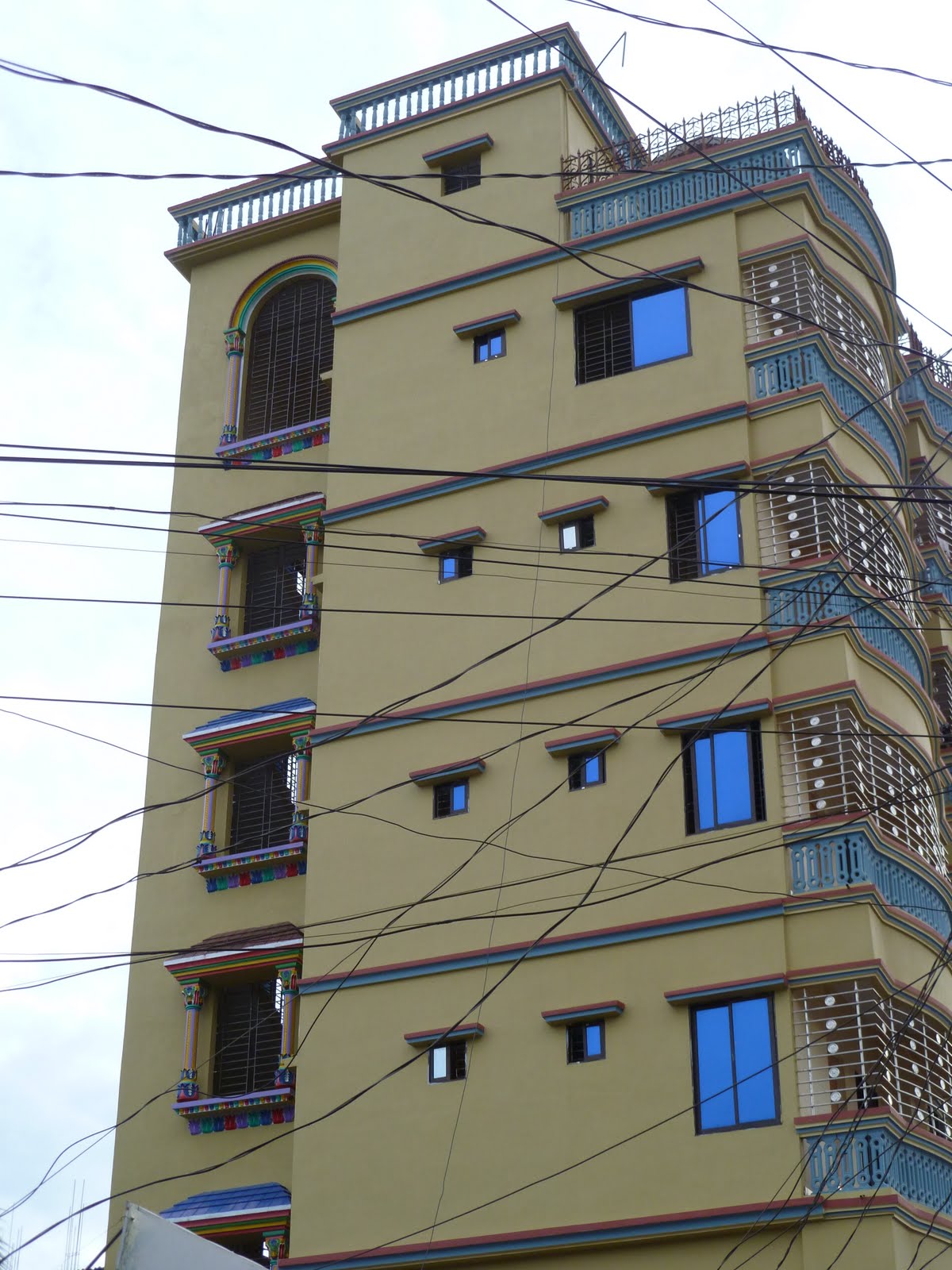 Sense and Simplicity: Colourful Bangladesh