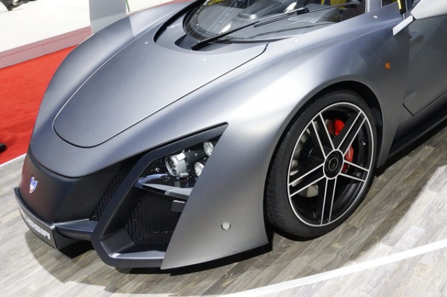 TECH HEIGHT: Russia's first supercar Marussia B2 in Geneva