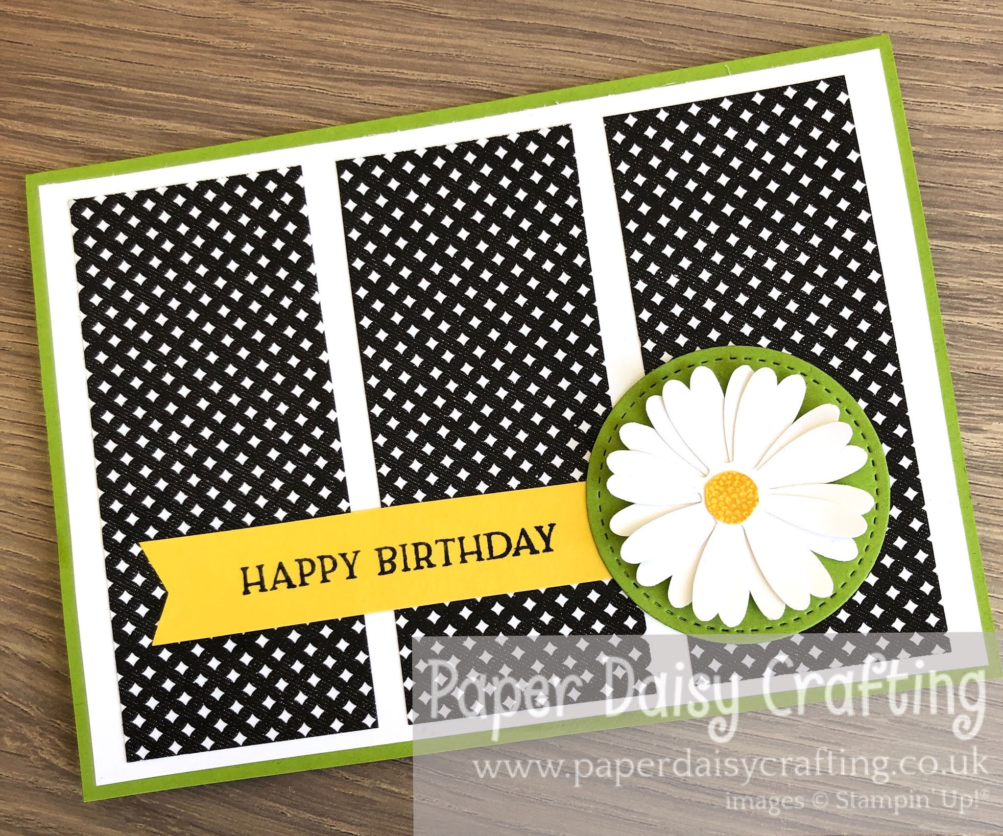 Paper Daisy Crafting: Daisy Punch card with quilled flower centre ...