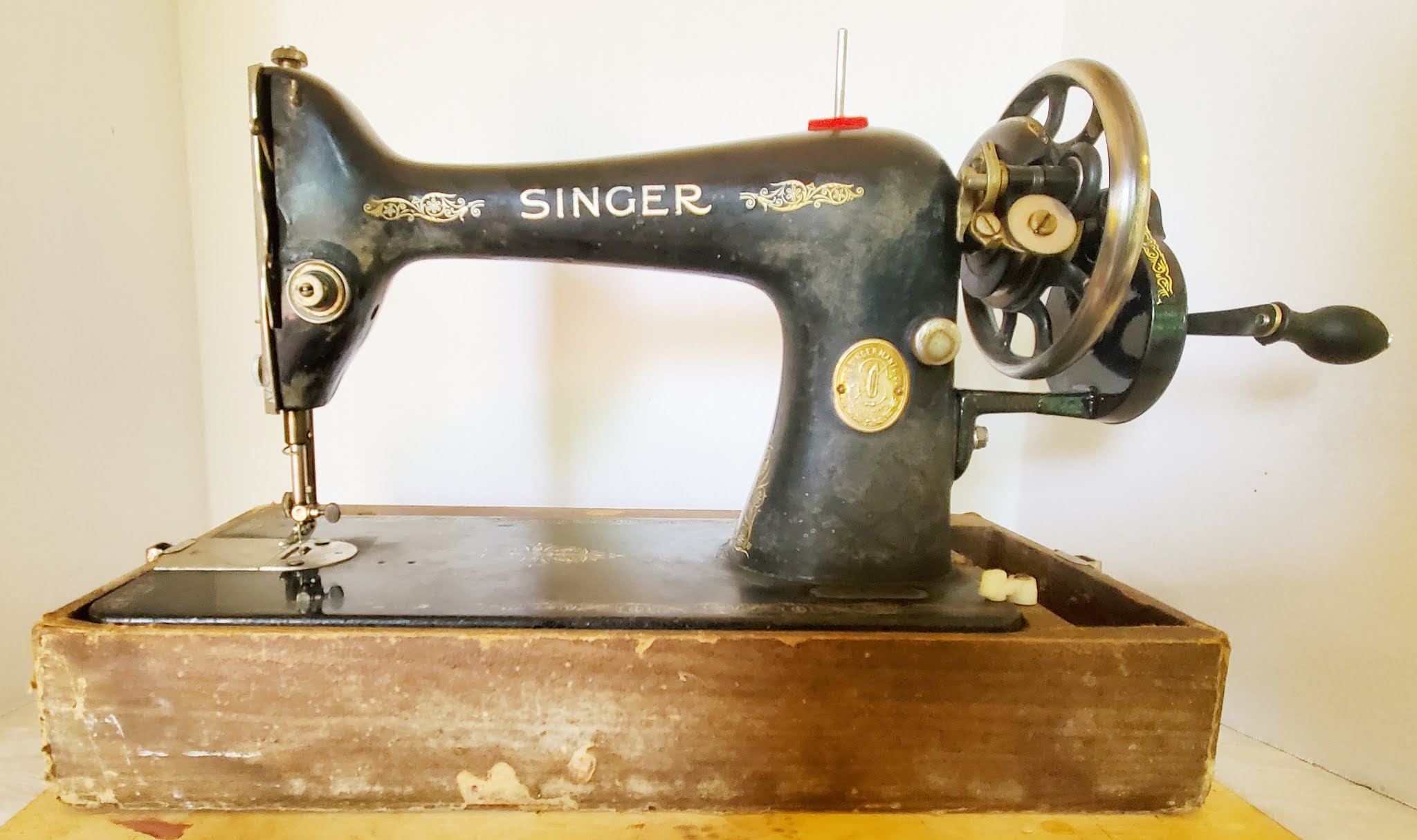 DragonPoodle Studio: Singer 66 Fixes: Finish and Bobbin Winder