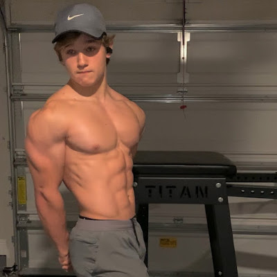 the beauty of male muscle: Kaden