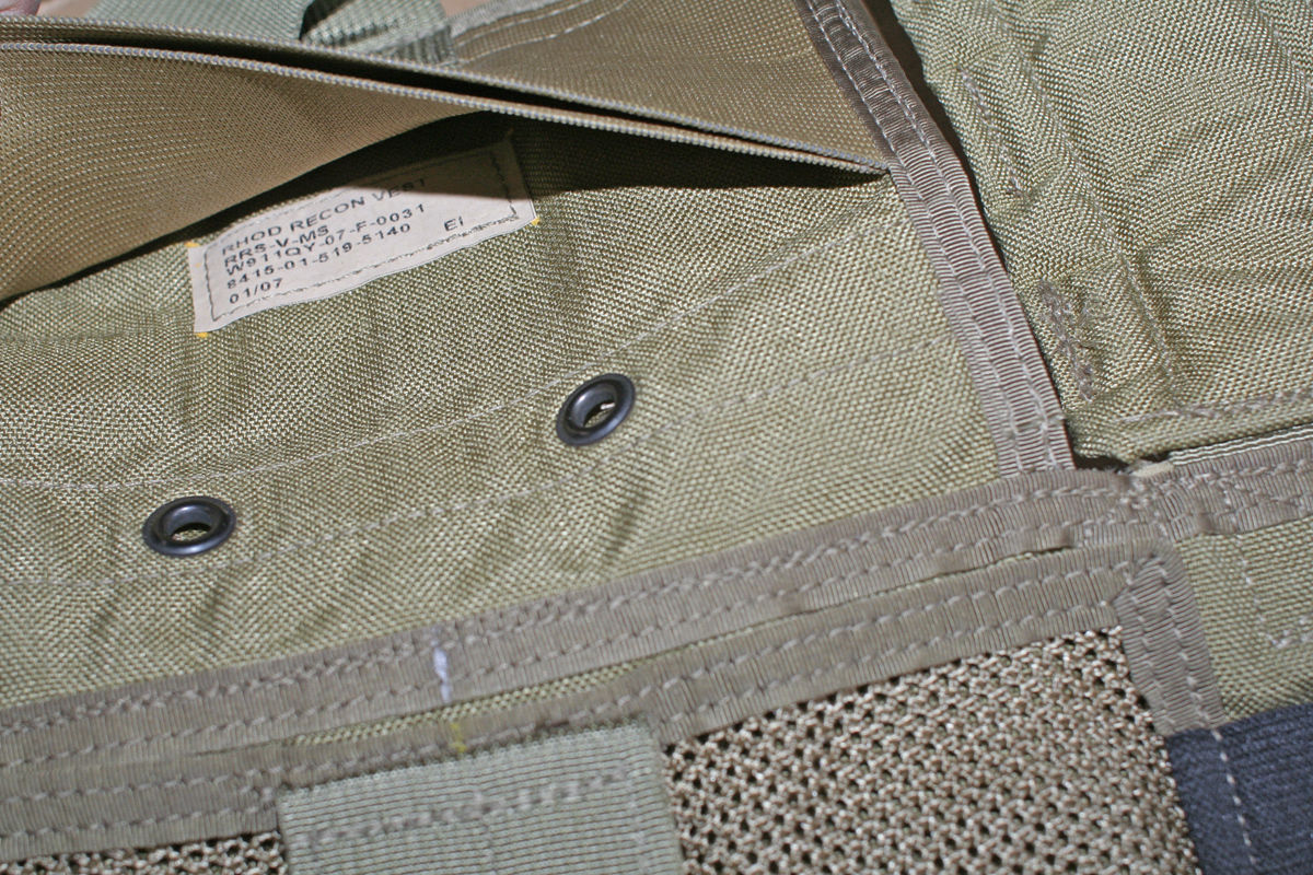 Webbingbabel: Eagle Industries Rhodesian Recon Vest Khaki